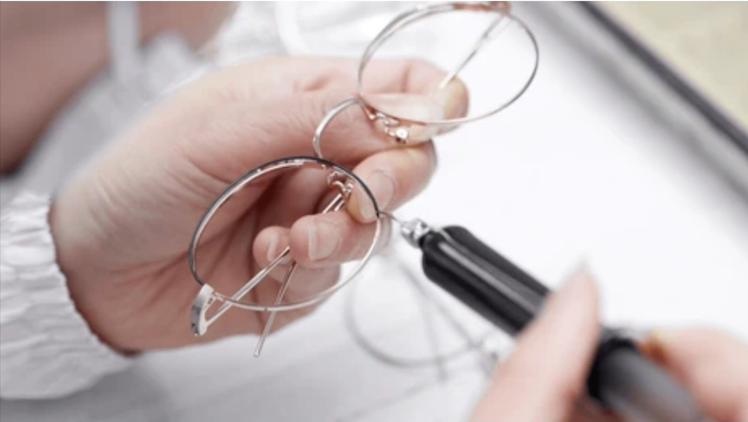 Glasses Manufacturing Process: How Eyewear is Made